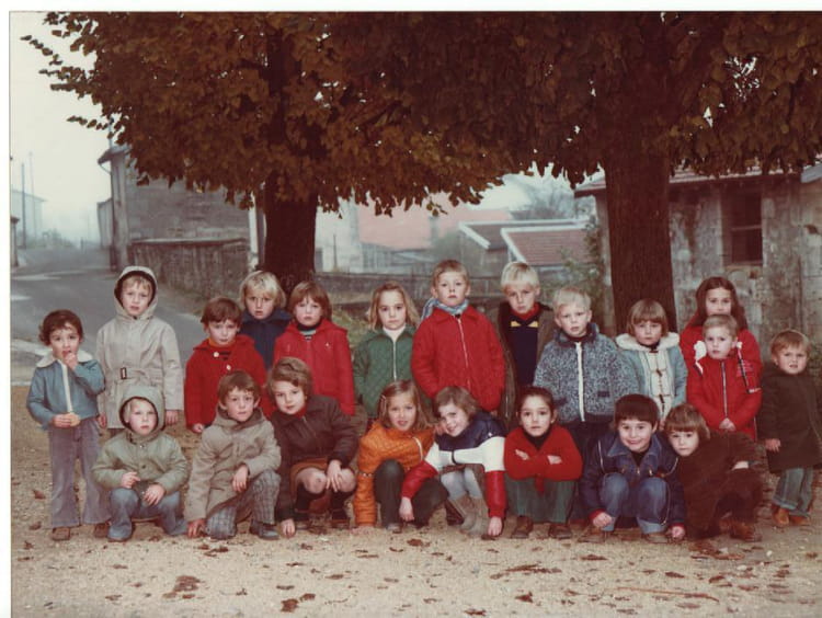 Photo de classe Maternelle de 1978, Ecole De La Mairie (Tremont Sur ... Photo de classe Maternelle de 1978, Ecole De La Mairie (Tremont Sur ...