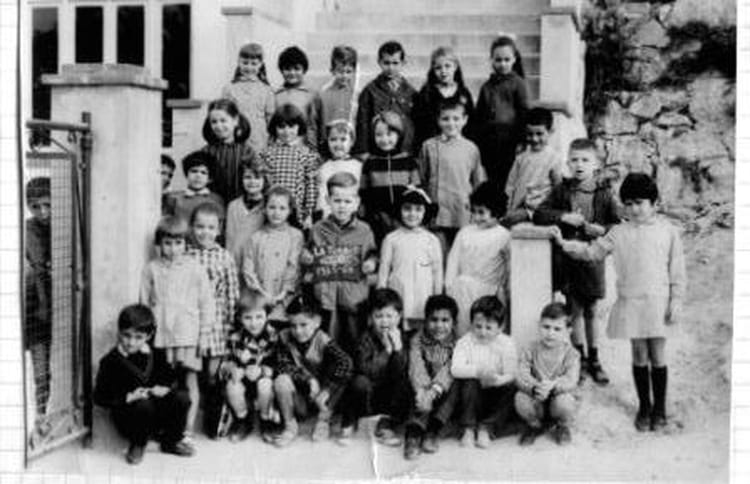 Photo de classe Cp 65 66 la turbie de 1966, Ecole La Turbie (La Turbie ...
