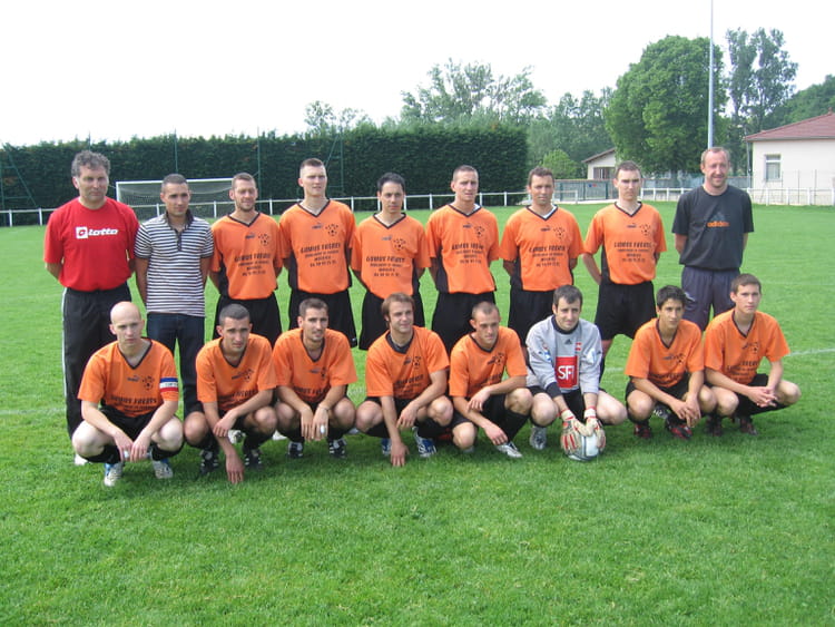 Photo de classe A.C.Moidieu-Détourbe Seniors 1 2007-2008 de 2008, ACMD ...