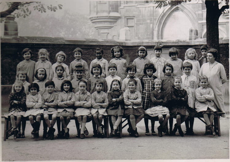 Photo de classe CE1 de 1964, Avé Maria - Copains d'avant