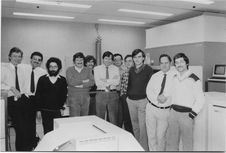 Photo de classe Cimatel au debut de 1982, Cimatel - Copains d'avant