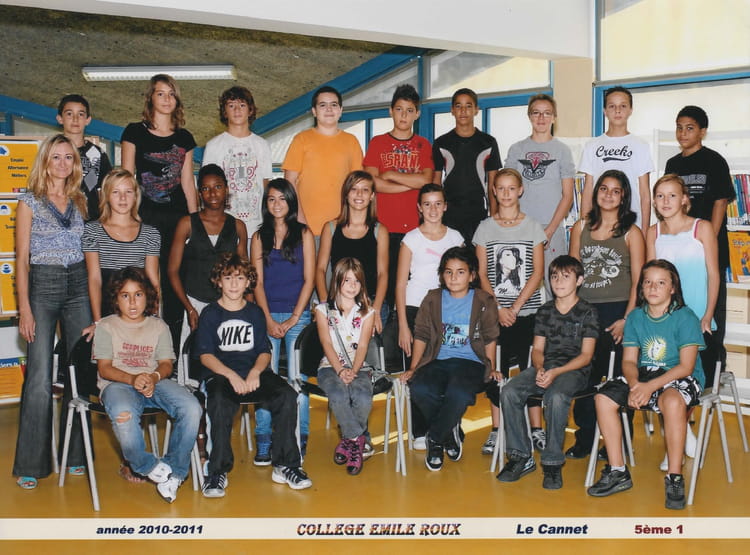 Photo de classe 5ème de 2010, Collège Emile Roux - Copains d'avant