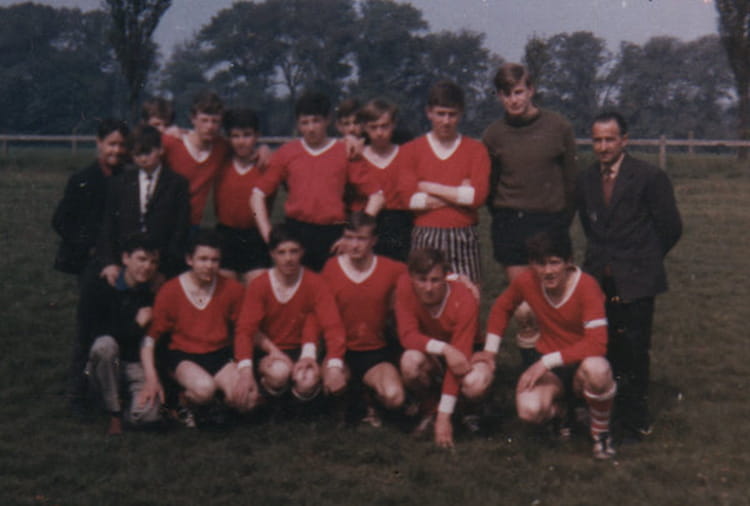Photo de classe Equipe juniors de 1964, ES DOUVRIN - Copains d'avant