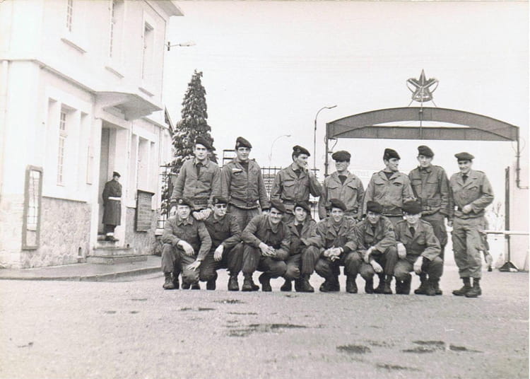 Photo de classe 26' Ri 2CC Classe 66/2B de 1967, 26,régiment D ...