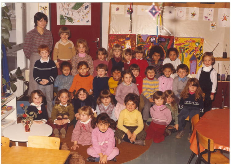 Photo de classe Maternelle Moyens de 1981, ECOLE MARCEL MADOUMIER ...