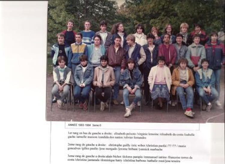 Photo de classe 3°6 de 1983, CES INTERNATIONAL - Copains d'avant