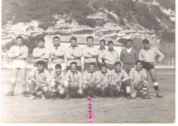 Photo de classe BAN ASPRETTO 1975 de 1975, BAN ASPRETO - Copains d'avant