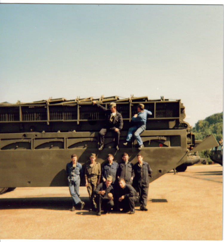 Photo de classe 71 ème RG de 1985, 71 ème Rg - Copains d'avant