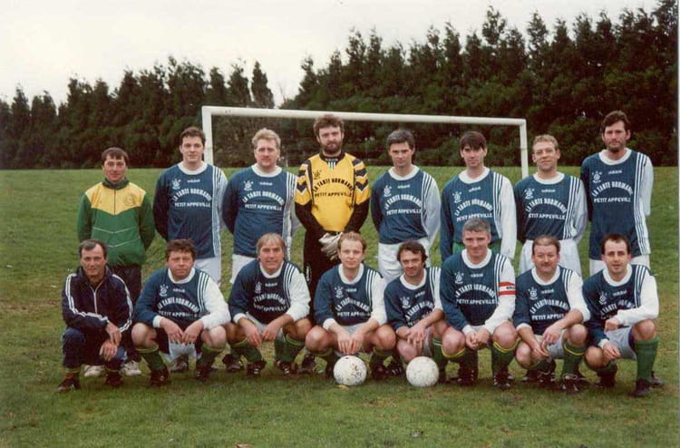 Photo de classe Saison 96/97 de 1996, Football Club D'offranville ...