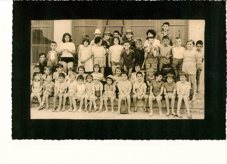 Photo de classe CENTRE AERE SNCF de 1960, Centre Louis Jouffroy ... Photo de classe CENTRE AERE SNCF de 1960, Centre Louis Jouffroy ...