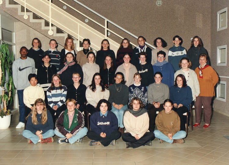 Photo de classe Xp de 1997, Lycée Agricole Privé Efagrir - Copains d'avant