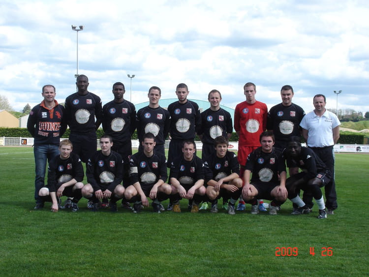 Photo de classe EQUIPE B VSF de 2009, Vsf Football - Copains d'avant