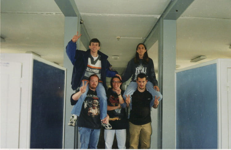 Photo de classe à l'internat de 1998, Lycée Professionnel Gustave ...