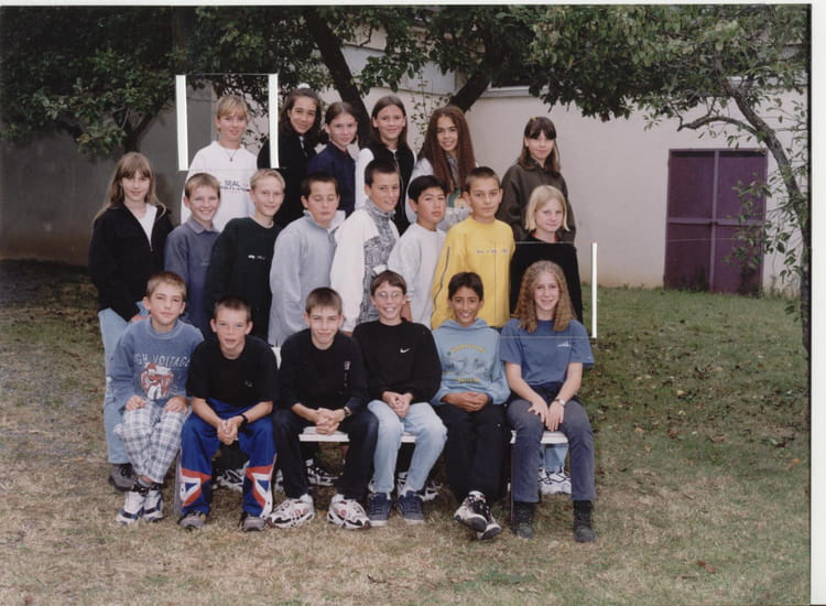 Photo de classe 5ème C de 1999, Collège Philibert Lautissier - Copains ...