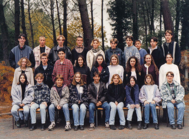 Photo de classe 3e6 de 1996, Collège Cantelande - Copains d'avant