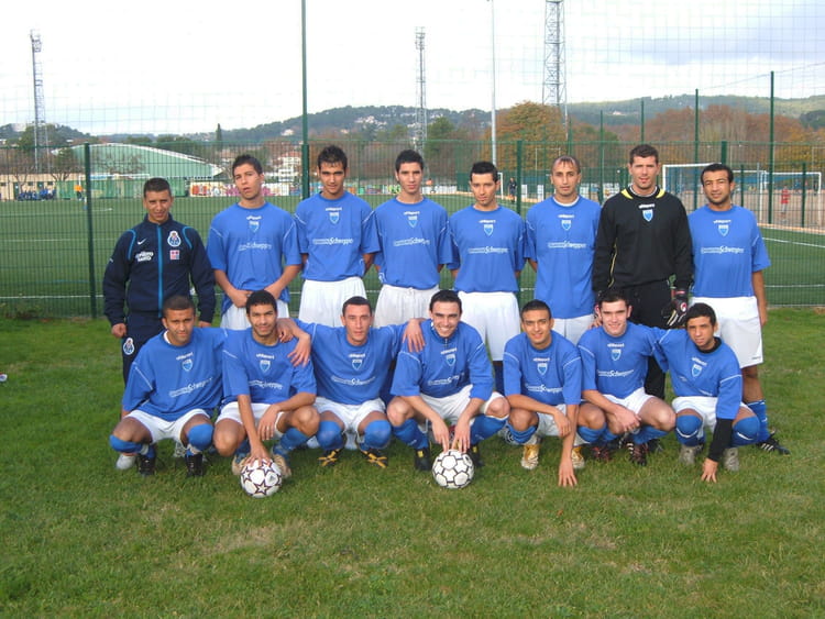 Photo de classe AS Aixoise senior PHB 2006-2007 de 2006, ASSOCIATION ...