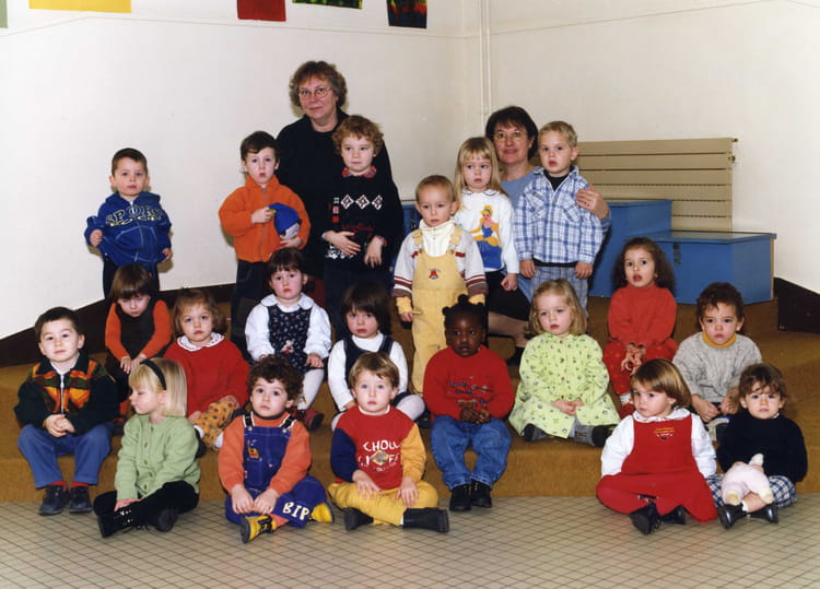 Photo de classe 1999/2000 de 1999, ECOLE LE LINOT - Copains d'avant