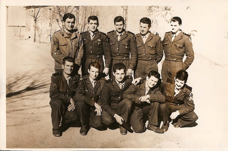 Photo de classe Souvenir de TIARET de 1961, Service Auto Du 54eme Bs à ...