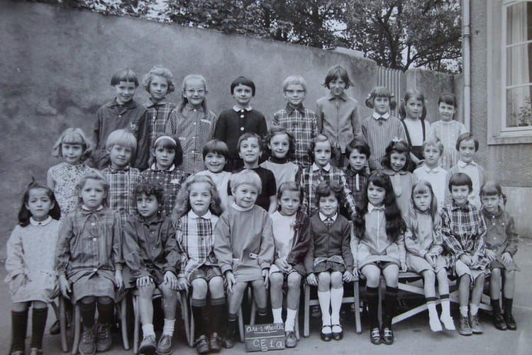 Photo de classe CE1a de 1967, Ecole Val De Mance (Ars Sur Moselle ...