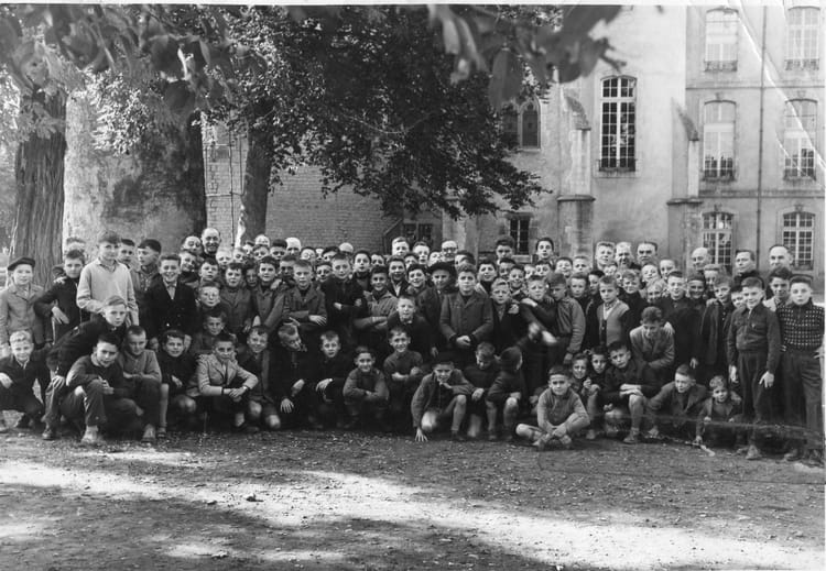 Photo de classe Photo de groupe de 1960, Frères Mariste - Copains d'avant