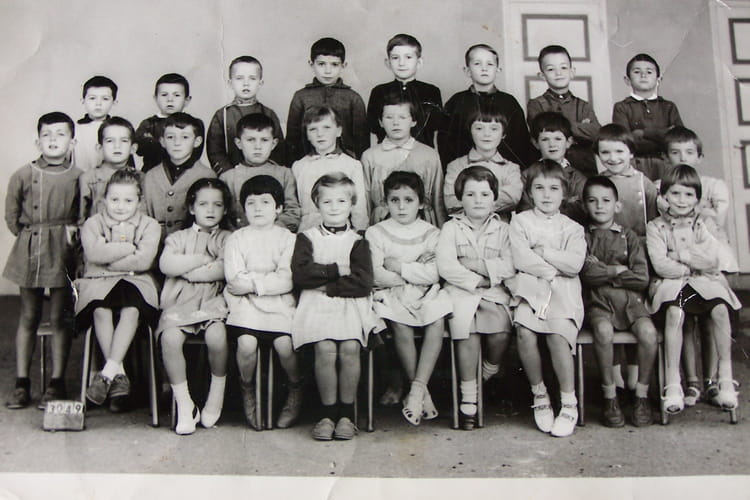 Photo de classe Cour elementaire de 1963, Ecole De L'auzelou - Copains ...