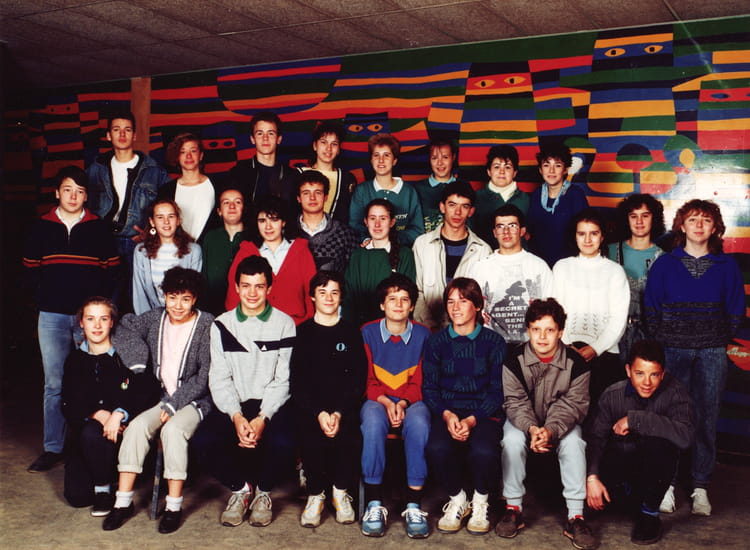 Photo de classe 3 ème A de 1987, Collège Le Roussay - Copains d'avant