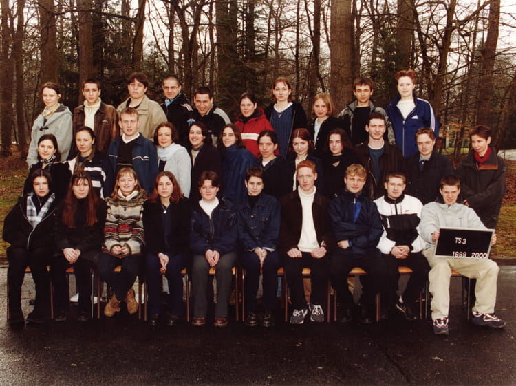 Photo de classe TS3 (1999-2000) de 1999, Lycée En Forêt - Copains d'avant