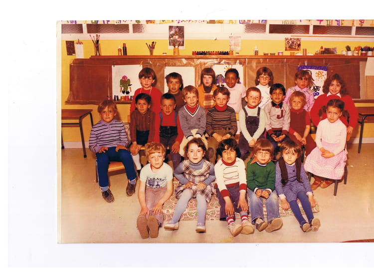 Photo de classe Maternelle de 1981, Ecole Moise Levy (Gray) - Copains d ...