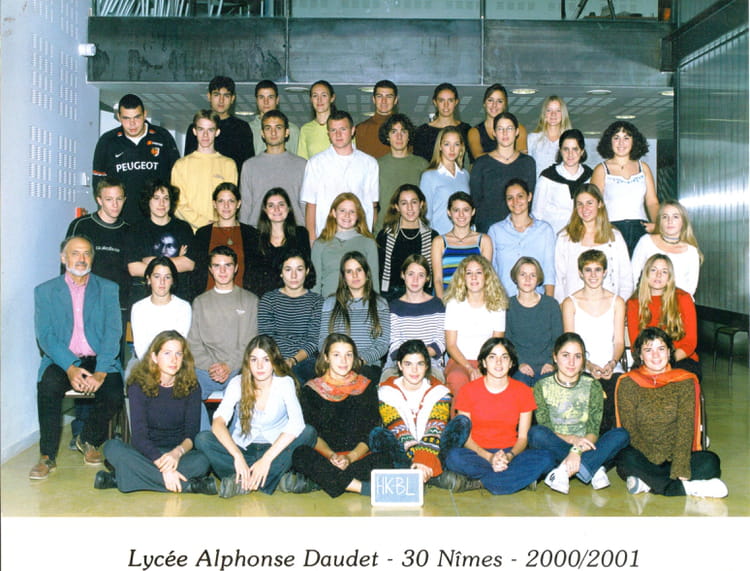 Photo de classe HKBL 2001-2001 de 2000, Lycée Alphonse Daudet - Copains ...