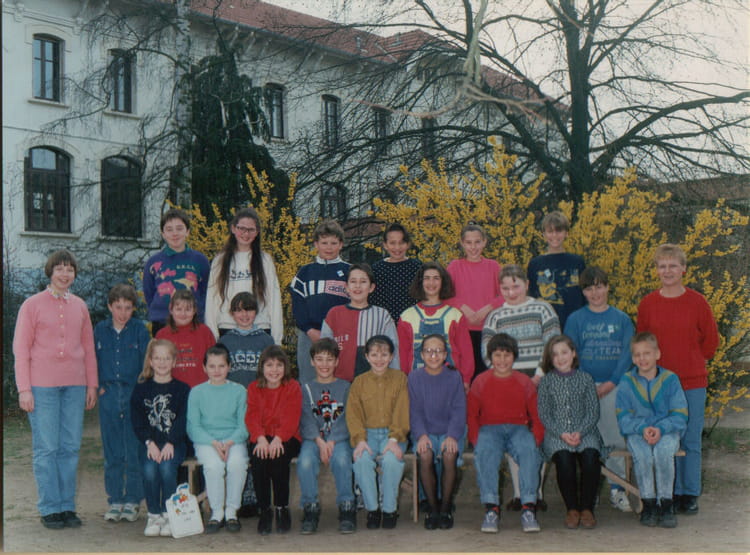 Photo de classe CM2 de 1993, ECOLE ALICE SOLVAY - Copains d'avant