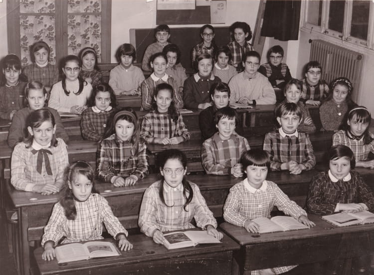Photo de classe CM2 de 1969, école Jean Jaurès Brou Sur Chantereine ...