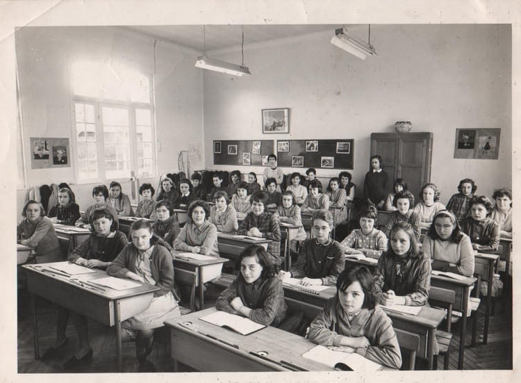 Photo de classe Classe de Mme MARC de 1965, ECOLE JULES FERRY - Copains ...