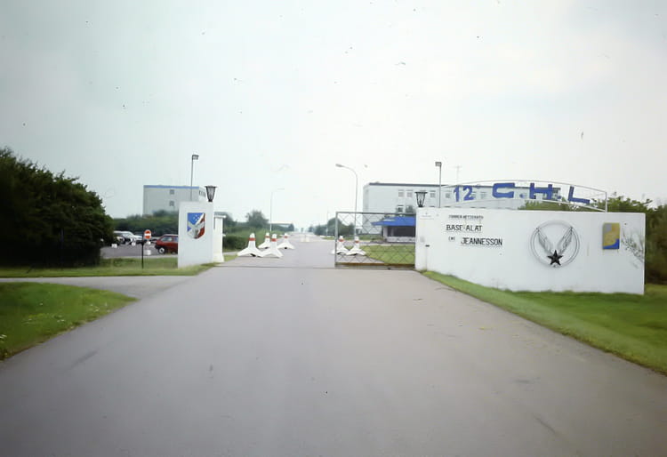 Photo de classe Entrée de 1990, 22 Ieme Ds Alat - Copains d'avant