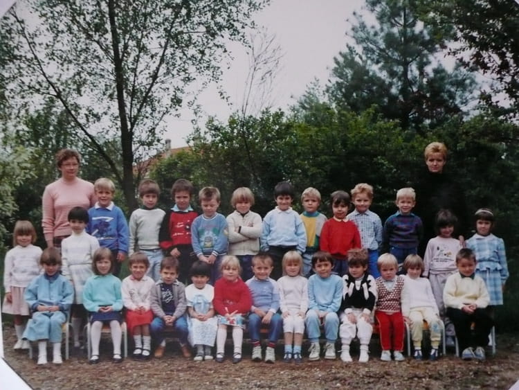 Photo de classe 2ème année de maternelle de 1986, ECOLE MATERNELLES DE ...