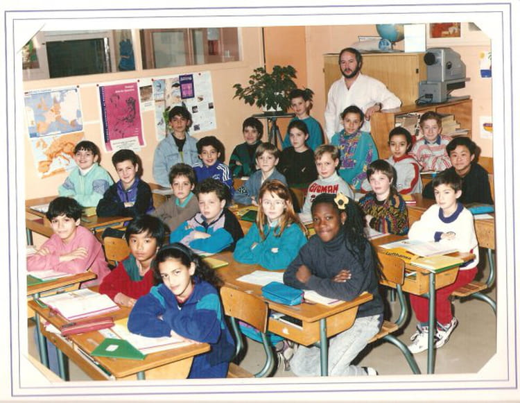 Photo De Classe Cm2 M iwasenta De 1993 ECOLE ILE DE FRANCE Copains D