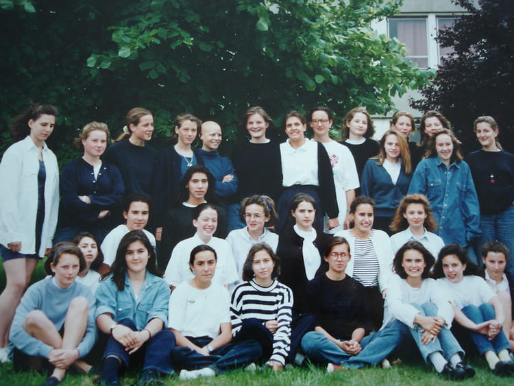 Photo de classe 3e2 de 1992, Collège Madeleine Daniélou - Copains d'avant