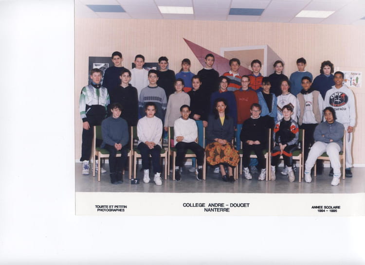 Photo de classe Classe de 4eme2 de 1994, Collège André Doucet - Copains ...