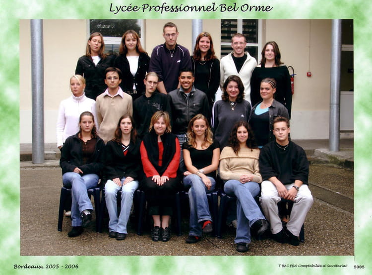 Photo de classe 2005-2006 (Term Bac Pro) de 2005, Lycée Professionnel Bel Orme - Copains d'avant