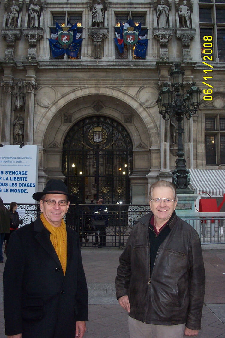 Photo de classe A Paris avec Jean-Claude Poussin de 2008, 51 Bt ...