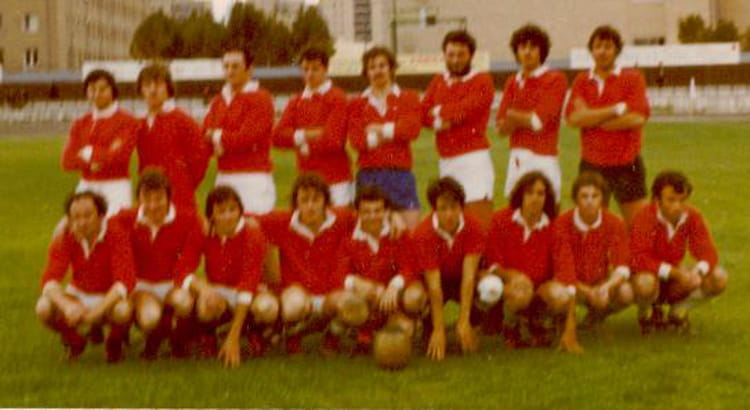 Photo de classe Equipe de rugby de l'université de Pau lors de la ...