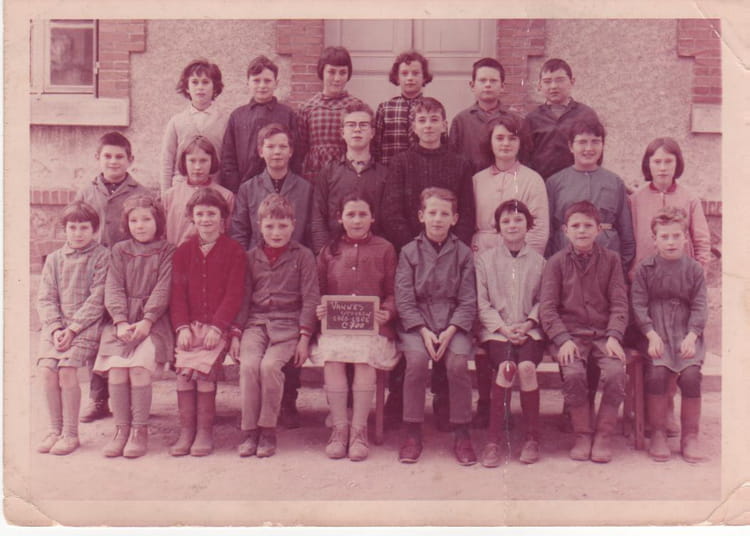 Photo De Classe Ecole Primaire 1966 De 1966 Ecole Primaire Copains D