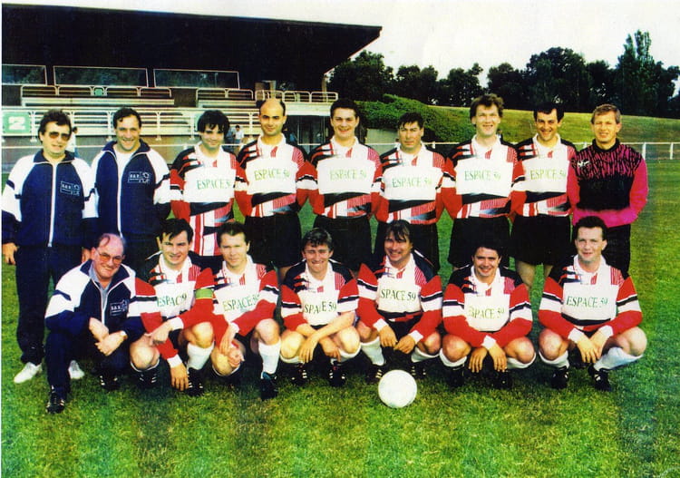 Photo de classe Challenge ASCEE Toulouse 1994 de 1994, LILLE EQUIPEMENT ...