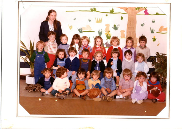Photo de classe Maternelle Petite Section de 1980, EUSTACHE RESTOUT ...