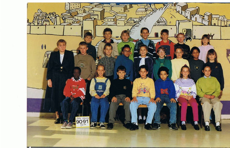 Photo de classe 5ème 11 de 1990, Collège Jean Moulin - Copains d'avant