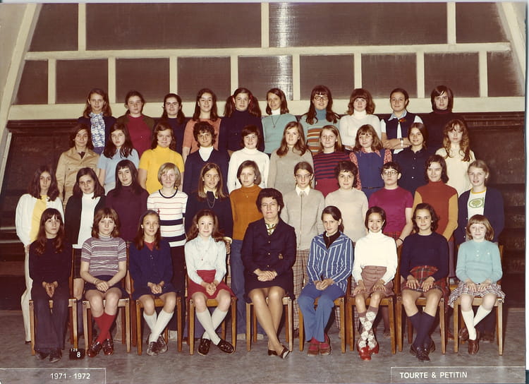 Photo de classe Année scolaire 71 - 72 de 1972, école Normal Catholique ...