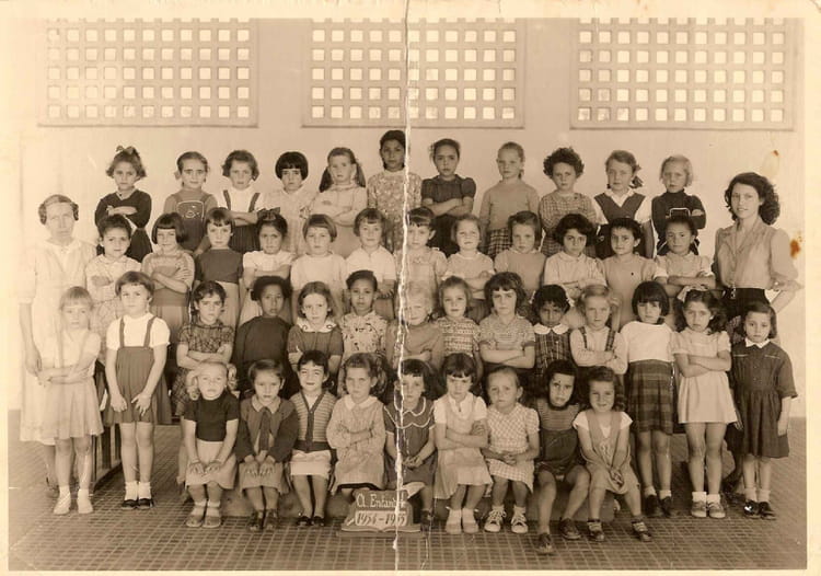 Photo de classe Classe enfantine 1954/1955 de 1955, école Des Soeurs ...