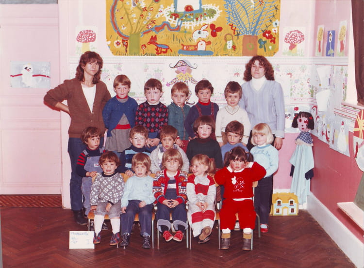 Photo de classe I de 1983, ECOLE PRIMAIRE MOULAINVILLE - Copains d'avant