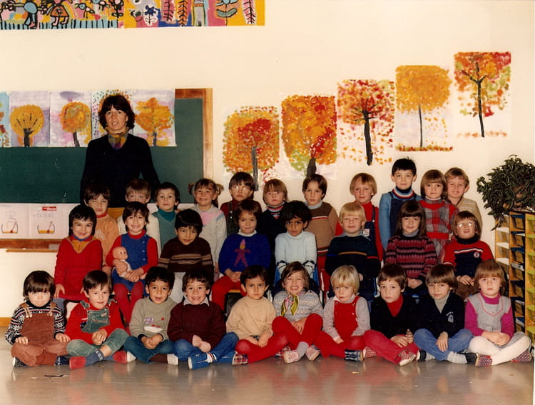 Photo de classe Maternelle de 1983, ECOLE PRE HIBOU - Copains d'avant