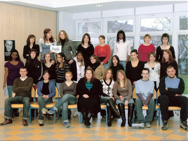 Photo de classe 1ère L de 2007, Lycée Colbert - Copains d'avant