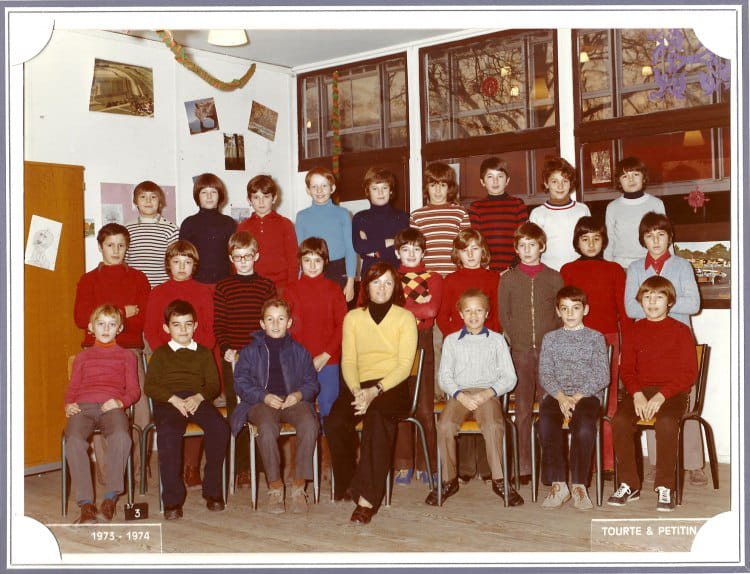 Photo de classe 6eme 1 de 1973, Collège Marcel Roby - Copains d'avant